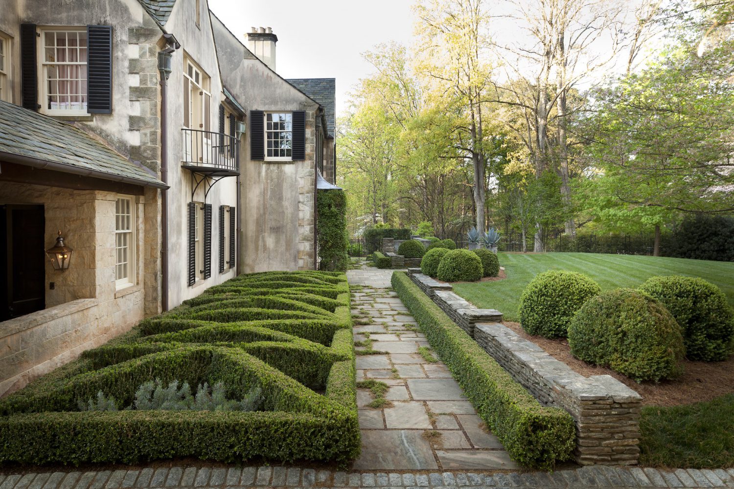 Contact - Howard Design Studio