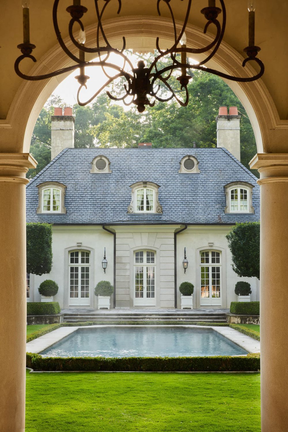French Manor – Howard Design Studio