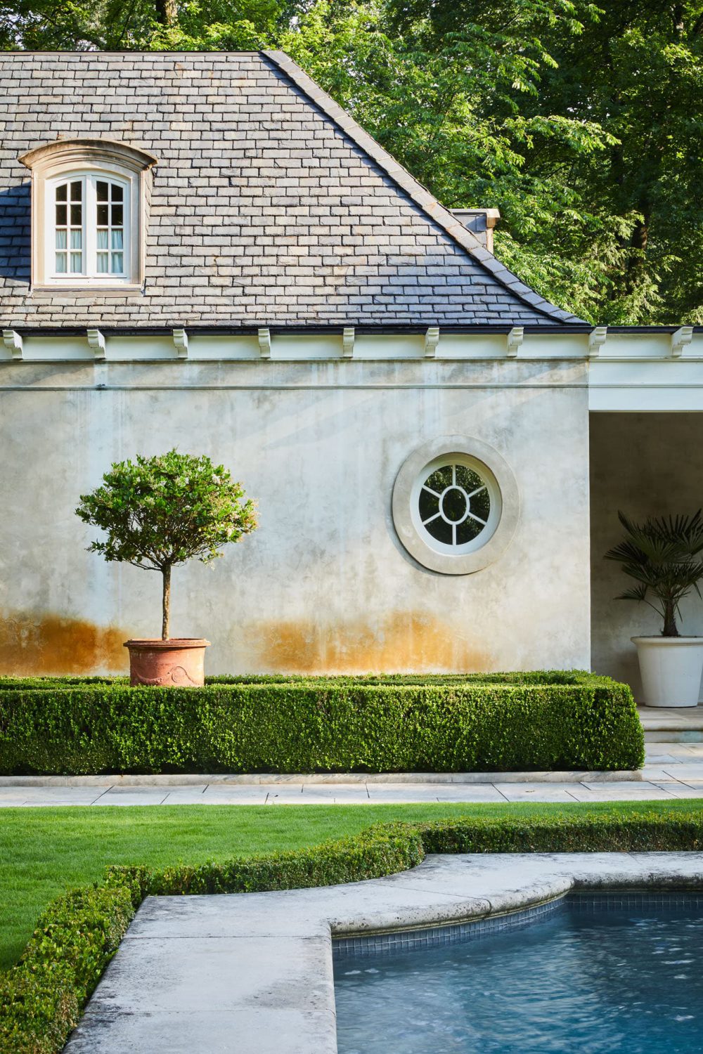 French Manor – Howard Design Studio