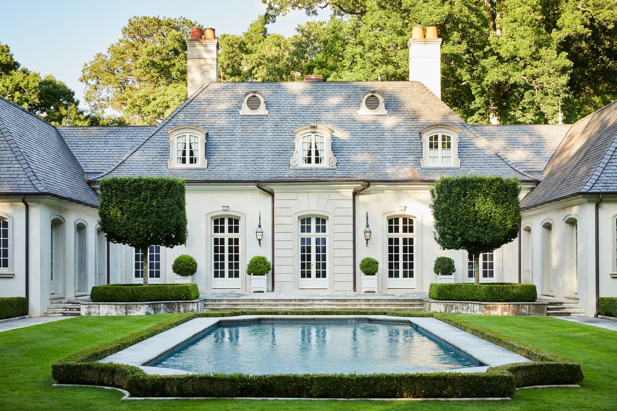 French Manor – Howard Design Studio
