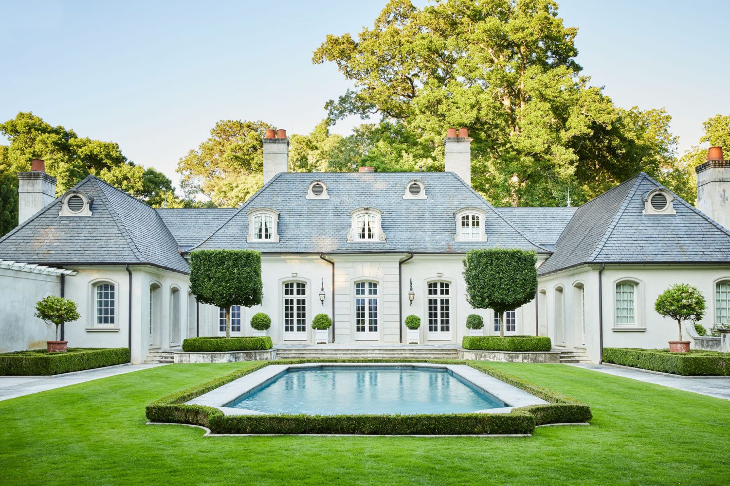 French Manor – Howard Design Studio