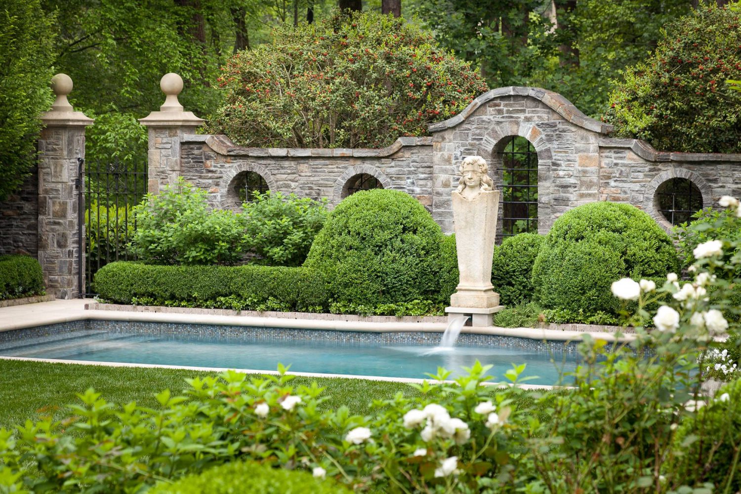 Greystone Garden – Howard Design Studio