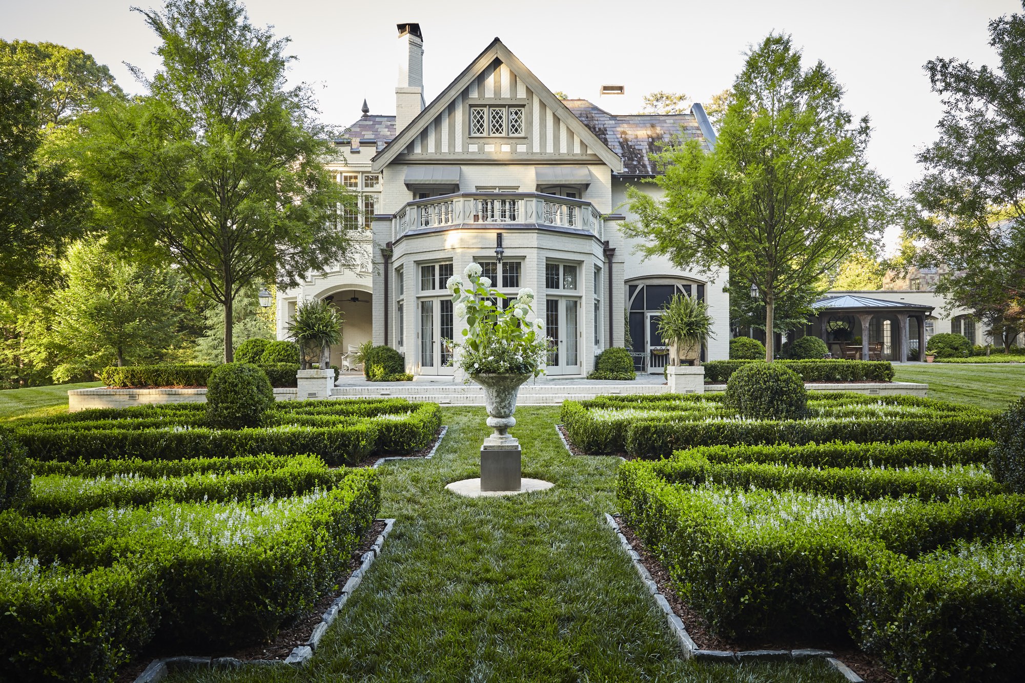 Rossdhu Estate – Howard Design Studio